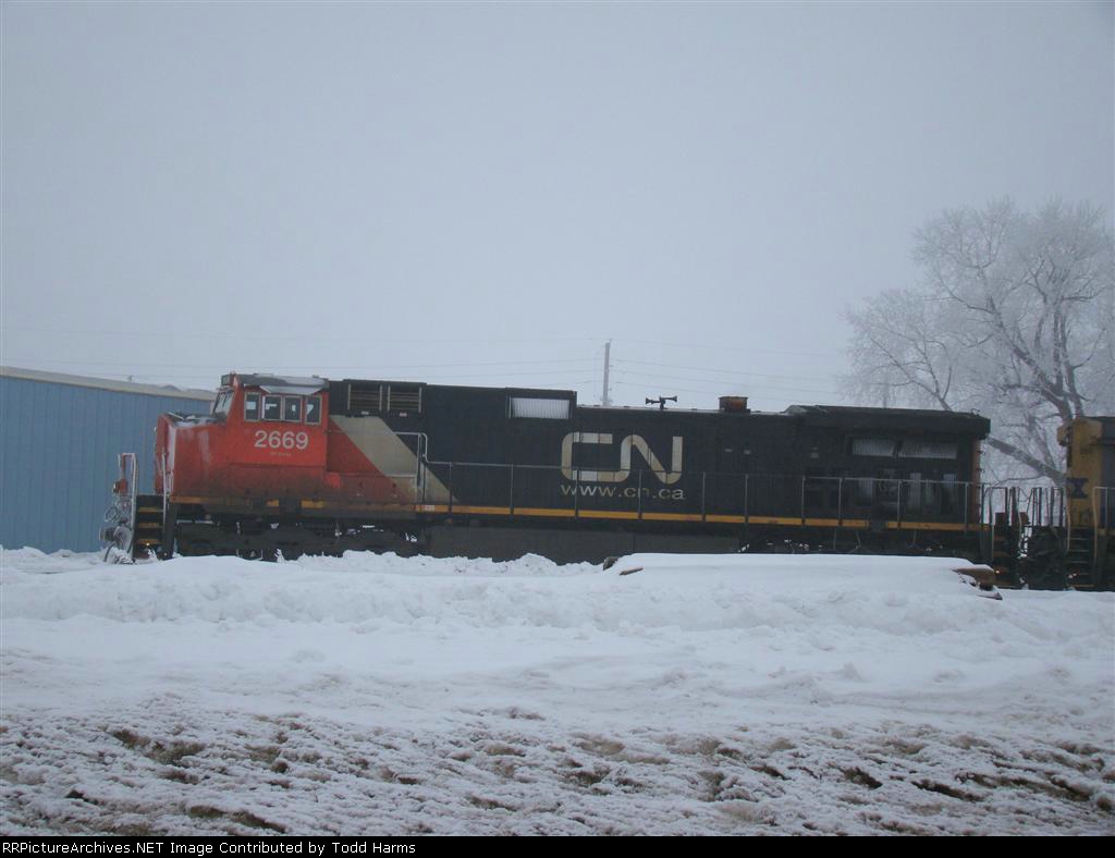CN 2669